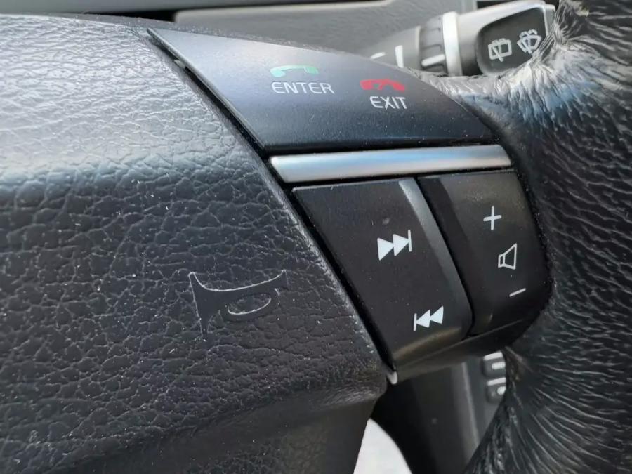 Pelēks Volvo XC90 2008 Rīga, ar dzinēja tilpumu 0.00 L un nobraukumu 344 tūkst. km par 4490 €, foto 22 vietnē AUTOMOTO.COM.LV