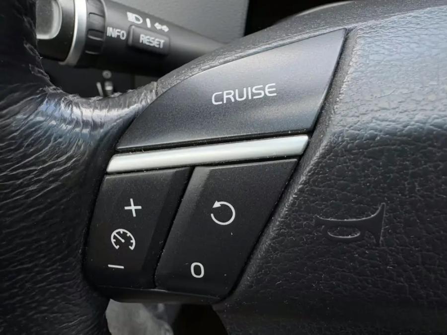 Pelēks Volvo XC90 2008 Rīga, ar dzinēja tilpumu 0.00 L un nobraukumu 344 tūkst. km par 4490 €, foto 23 vietnē AUTOMOTO.COM.LV