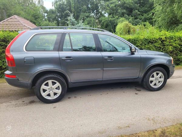 Pelēks Volvo XC90 2008 Vilkaviškis, ar dzinēja tilpumu 2.40 L un nobraukumu 328 tūkst. km par 6500 €, foto 5 vietnē AUTOMOTO.COM.LV