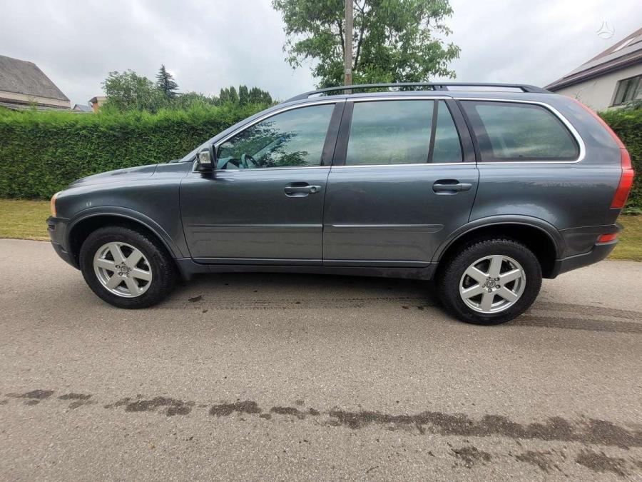 Pelēks Volvo XC90 2008 Vilkaviškis, ar dzinēja tilpumu 2.40 L un nobraukumu 328 tūkst. km par 6500 €, foto 7 vietnē AUTOMOTO.COM.LV