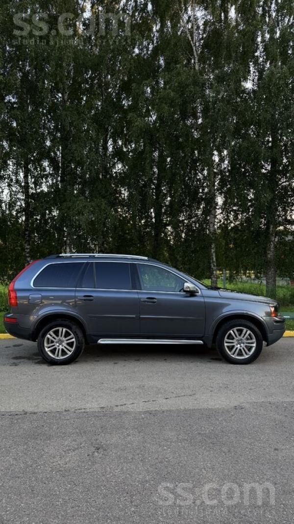 Pelēks Volvo XC90 2008 Rīga, ar dzinēja tilpumu 2.40 L un nobraukumu 289 tūkst. km par 3350 €, foto 3 vietnē AUTOMOTO.COM.LV