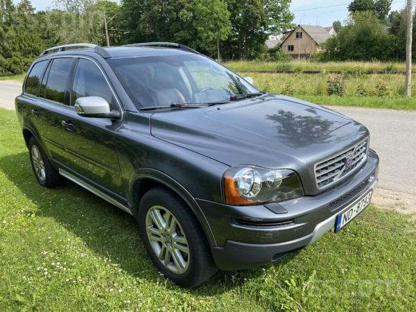 Pelēks Volvo XC90 2008 Tukums, ar dzinēja tilpumu 2.40 L un nobraukumu 0 tūkst. km par 3500 €, foto 2 vietnē AUTOMOTO.COM.LV