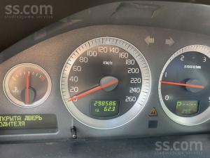 Pelēks Volvo XC90 2008 Tukums, ar dzinēja tilpumu 2.40 L un nobraukumu 0 tūkst. km par 3500 €, foto 7 vietnē AUTOMOTO.COM.LV