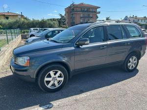Pelēks Volvo XC90 2008 Šauļi, ar dzinēja tilpumu 2.40 L un nobraukumu 300 tūkst. km par 4350 €, foto 4 vietnē AUTOMOTO.COM.LV