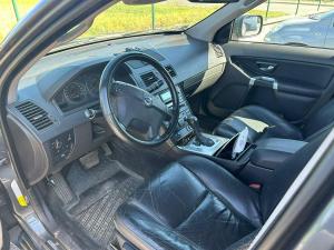 Pelēks Volvo XC90 2008 Šauļi, ar dzinēja tilpumu 2.40 L un nobraukumu 300 tūkst. km par 4350 €, foto 8 vietnē AUTOMOTO.COM.LV