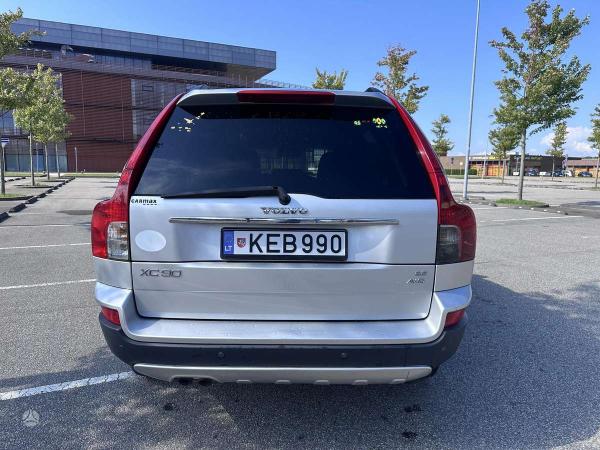 Grey Volvo XC90 2008 in Klaipeda, with an engine capacity of 3.19 L and mileage of 211 thousand km for 4200 €, photo 3 on AUTOMOTO.COM.LV