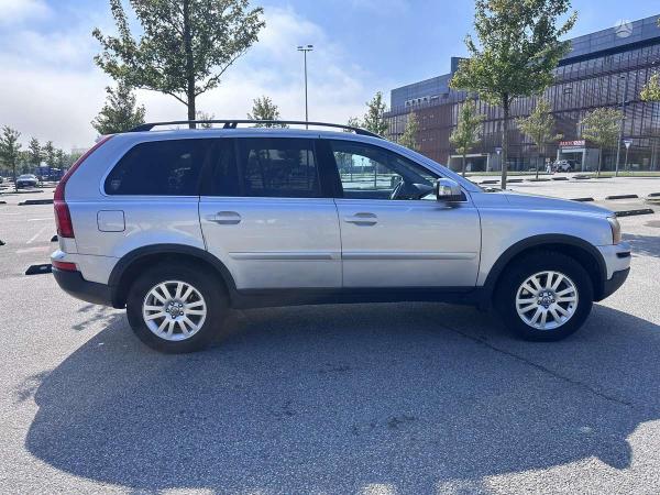 Grey Volvo XC90 2008 in Klaipeda, with an engine capacity of 3.19 L and mileage of 211 thousand km for 4200 €, photo 5 on AUTOMOTO.COM.LV
