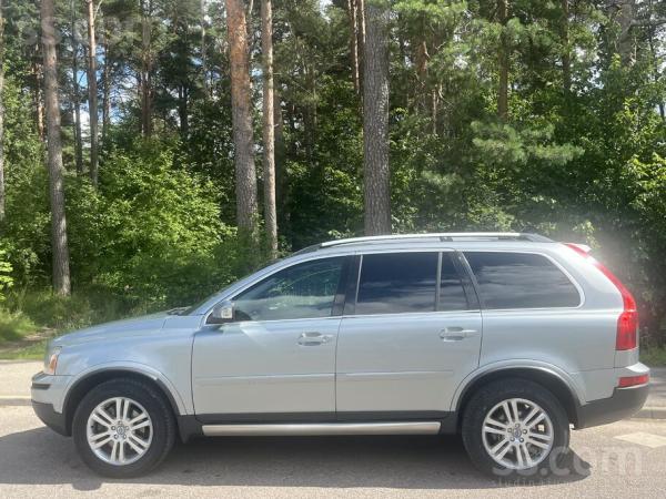 Grey Volvo XC90 2008 in Valmiera, with an engine capacity of 2.40 L and mileage of 0 thousand km for 4900 €, photo 4 on AUTOMOTO.COM.LV