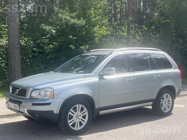 Grey Volvo XC90 2008 in Valmiera, with an engine capacity of 2.40 L and mileage of 0 thousand km for 4900 €, photo 5 on AUTOMOTO.COM.LV