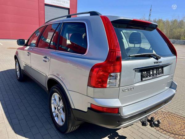 Grey Volvo XC90 2008 in Kaunas, with an engine capacity of 2.40 L and mileage of 323 thousand km for 6890 €, photo 10 on AUTOMOTO.COM.LV