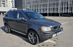 Grey Volvo XC90 2008 in Vilnius, with an engine capacity of 2.40 L and mileage of 404 thousand km for 6850 €, photo 3 on AUTOMOTO.COM.LV