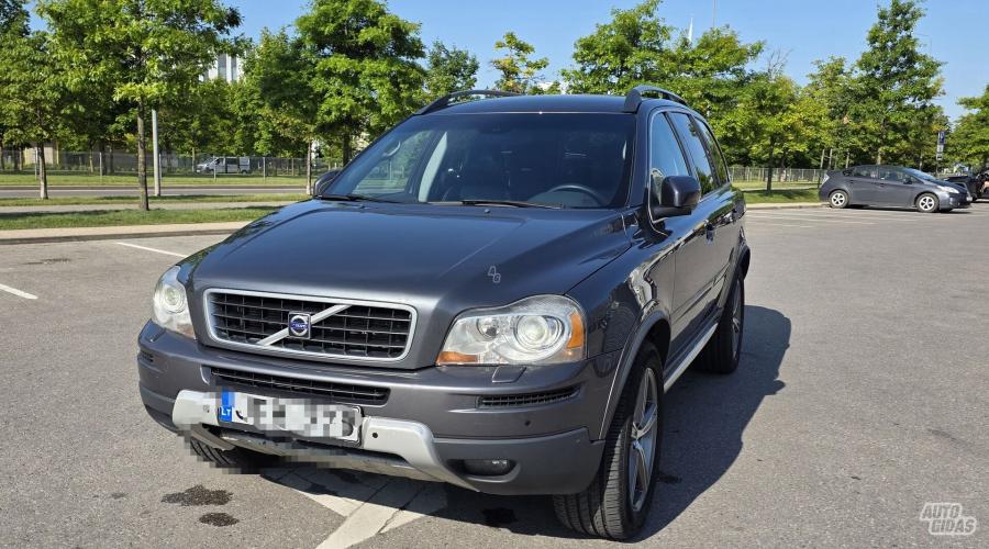 Grey Volvo XC90 2008 in Vilnius, with an engine capacity of 2.40 L and mileage of 404 thousand km for 6850 €, photo 14 on AUTOMOTO.COM.LV