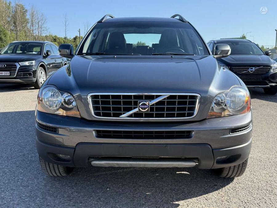 Pelēks Volvo XC90 2008 Utena, ar dzinēja tilpumu 2.40 L un nobraukumu 239 tūkst. km par 6950 €, foto 10 vietnē AUTOMOTO.COM.LV