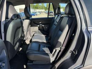 Pelēks Volvo XC90 2008 Utena, ar dzinēja tilpumu 2.40 L un nobraukumu 239 tūkst. km par 6950 €, foto 20 vietnē AUTOMOTO.COM.LV