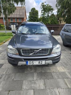 Pelēks Volvo XC90 2008 Dobele, ar dzinēja tilpumu 2.40 L un nobraukumu 303 tūkst. km par 5800 €, foto 3 vietnē AUTOMOTO.COM.LV