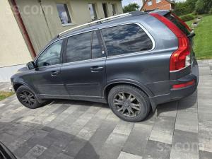 Pelēks Volvo XC90 2008 Dobele, ar dzinēja tilpumu 2.40 L un nobraukumu 303 tūkst. km par 5800 €, foto 4 vietnē AUTOMOTO.COM.LV