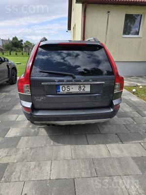 Pelēks Volvo XC90 2008 Dobele, ar dzinēja tilpumu 2.40 L un nobraukumu 303 tūkst. km par 5800 €, foto 5 vietnē AUTOMOTO.COM.LV