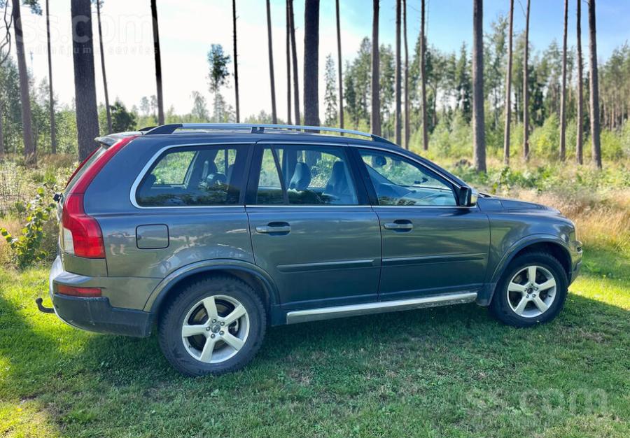 Pelēks Volvo XC90 2008 Rīga, ar dzinēja tilpumu 2.40 L un nobraukumu 343 tūkst. km par 5900 €, foto 4 vietnē AUTOMOTO.COM.LV
