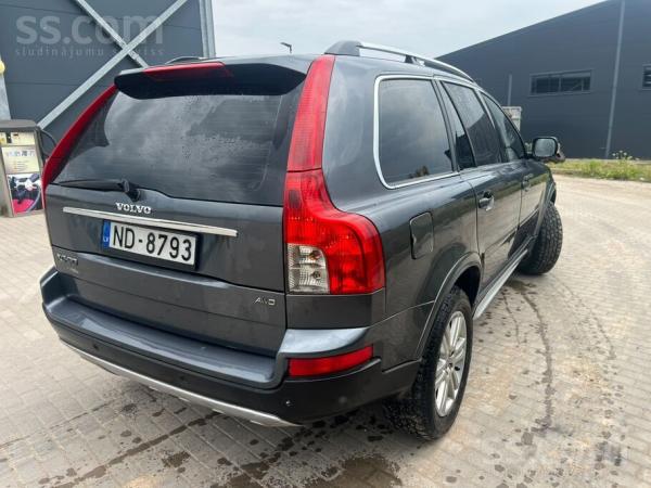 Grey Volvo XC90 2008 in Saldus, with an engine capacity of 2.40 L and mileage of 310 thousand km for 4650 €, photo 2 on AUTOMOTO.COM.LV