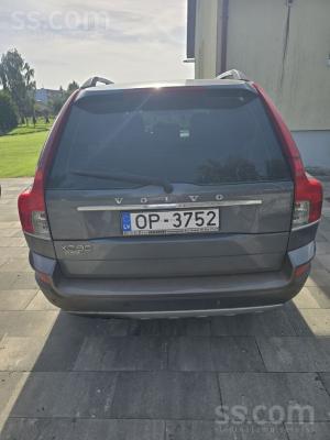Grey Volvo XC90 2008 in Dobele, with an engine capacity of 2.40 L and mileage of 302 thousand km for 5500 €, photo  on AUTOMOTO.COM.LV