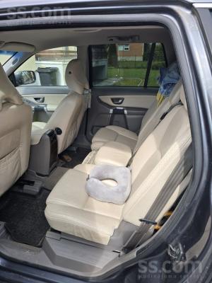 Grey Volvo XC90 2008 in Dobele, with an engine capacity of 2.40 L and mileage of 302 thousand km for 5500 €, photo 7 on AUTOMOTO.COM.LV