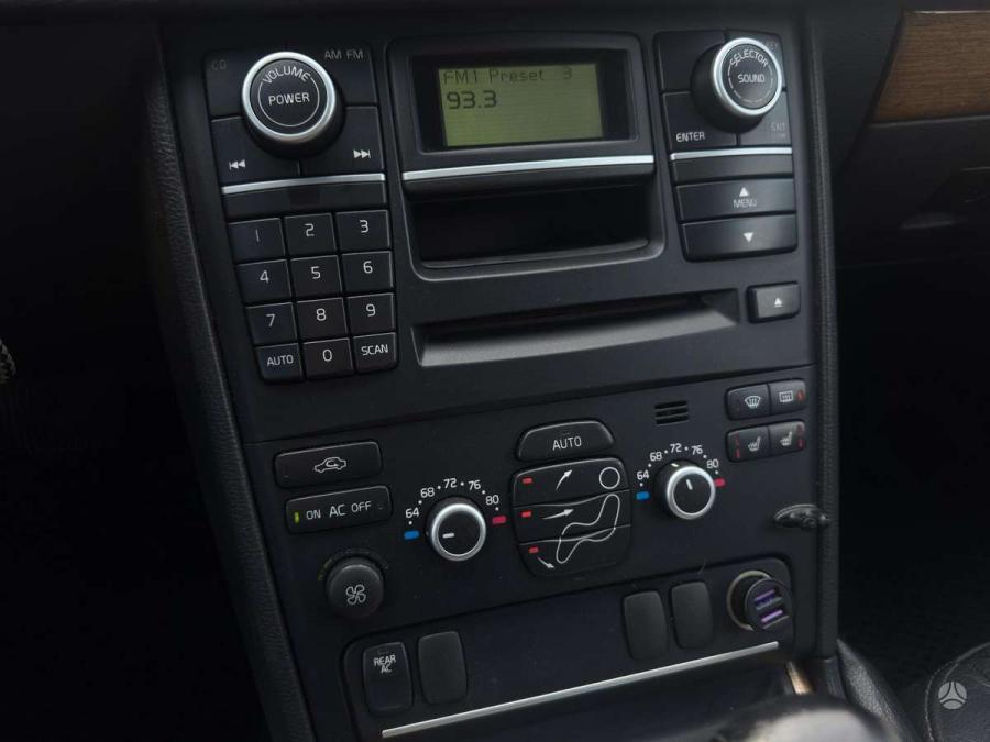 Pelēks Volvo XC90 2008 Klaipėda, ar dzinēja tilpumu 3.20 L un nobraukumu 211 tūkst. km par 5999 €, foto 18 vietnē AUTOMOTO.COM.LV