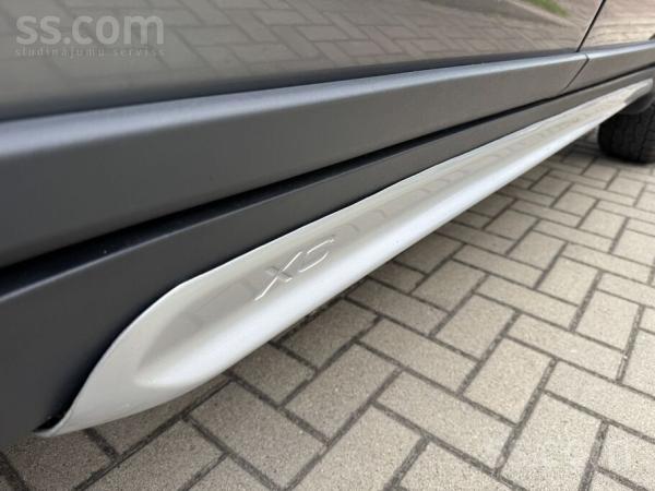Pelēks Volvo XC90 2008 Rīga, ar dzinēja tilpumu 2.40 L un nobraukumu 299 tūkst. km par 4990 €, foto 7 vietnē AUTOMOTO.COM.LV