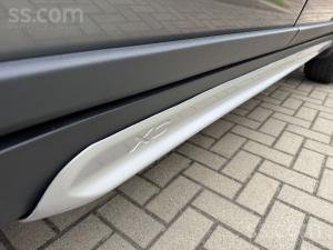 Grey Volvo XC90 2008 in Riga, with an engine capacity of 2.40 L and mileage of 299 thousand km for 4990 €, photo 8 on AUTOMOTO.COM.LV