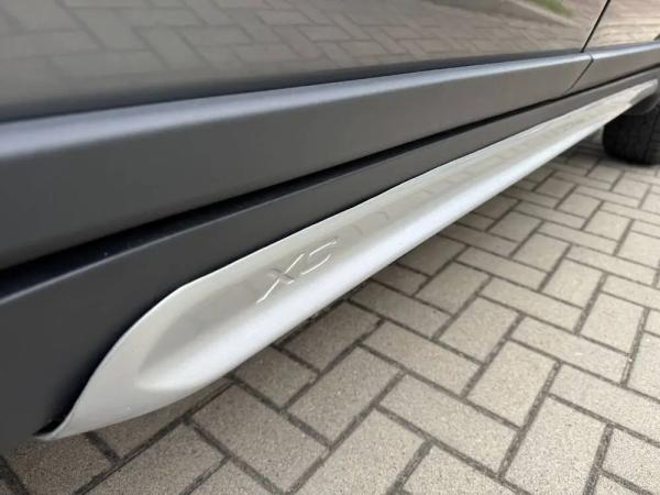 Pelēks Volvo XC90 2008 Rīga, ar dzinēja tilpumu 2.40 L un nobraukumu 299 tūkst. km par 4990 €, foto 3 vietnē AUTOMOTO.COM.LV