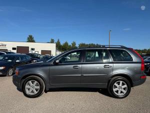Grey Volvo XC90 2008 in Utena, with an engine capacity of 2.40 L and mileage of 239 thousand km for 6950 €, photo 7 on AUTOMOTO.COM.LV