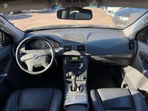 Grey Volvo XC90 2008 in Utena, with an engine capacity of 2.40 L and mileage of 239 thousand km for 6950 €, photo 12 on AUTOMOTO.COM.LV