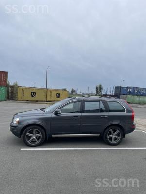 Grey Volvo XC90 2008 in Riga, with an engine capacity of 2.40 L and mileage of 363 thousand km for 6200 €, photo  on AUTOMOTO.COM.LV