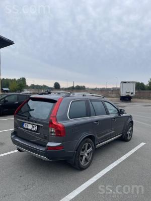 Grey Volvo XC90 2008 in Riga, with an engine capacity of 2.40 L and mileage of 363 thousand km for 6200 €, photo 4 on AUTOMOTO.COM.LV