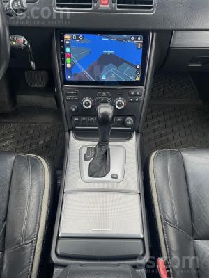 Grey Volvo XC90 2008 in Riga, with an engine capacity of 2.40 L and mileage of 363 thousand km for 6200 €, photo 9 on AUTOMOTO.COM.LV