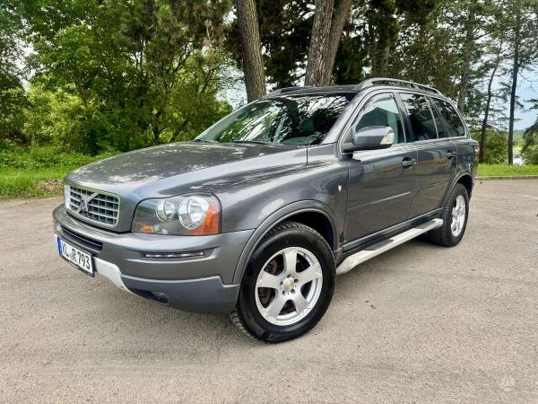 Grey Volvo XC90 2008 in Vilnius, with an engine capacity of 2.40 L and mileage of 281 thousand km for 6690 €, photo 1 on AUTOMOTO.COM.LV