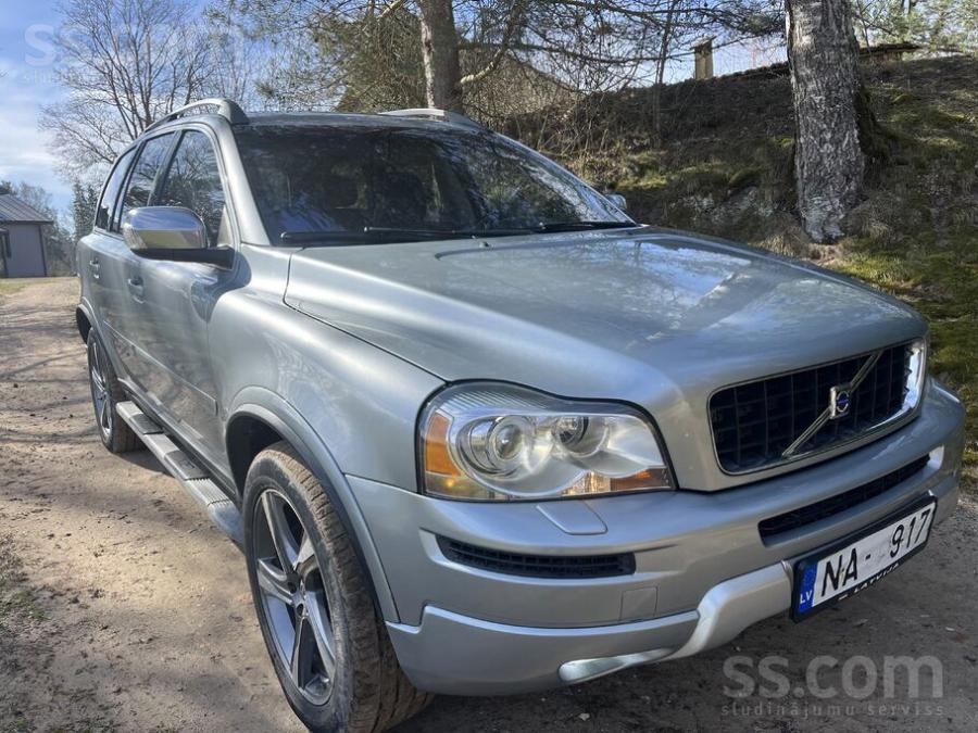Pelēks Volvo XC90 2008 Jelgava, ar dzinēja tilpumu 2.40 L un nobraukumu 430 tūkst. km par 6320 €, foto 1 vietnē AUTOMOTO.COM.LV