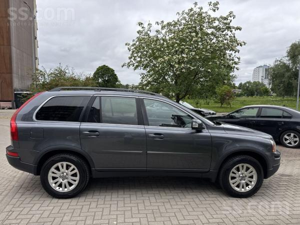 Pelēks Volvo XC90 2008 Rīga, ar dzinēja tilpumu 2.40 L un nobraukumu 364 tūkst. km par 4990 €, foto 5 vietnē AUTOMOTO.COM.LV