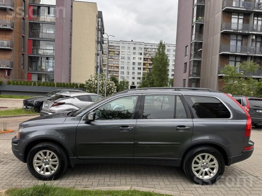 Pelēks Volvo XC90 2008 Rīga, ar dzinēja tilpumu 2.40 L un nobraukumu 364 tūkst. km par 4990 €, foto 6 vietnē AUTOMOTO.COM.LV