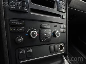 Pelēks Volvo XC90 2008 Rīga, ar dzinēja tilpumu 2.40 L un nobraukumu 364 tūkst. km par 4990 €, foto 19 vietnē AUTOMOTO.COM.LV