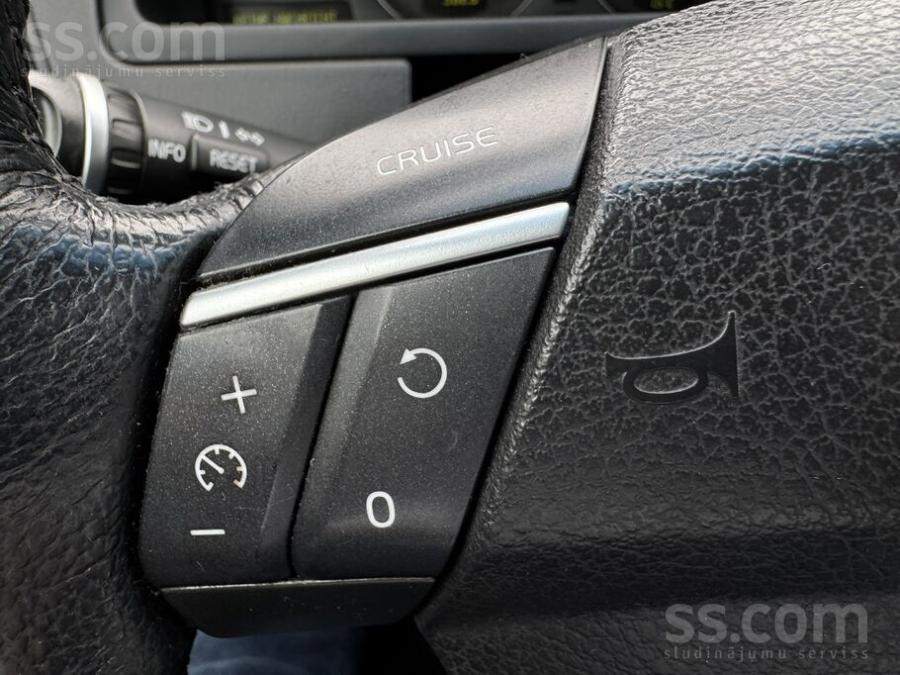 Pelēks Volvo XC90 2008 Rīga, ar dzinēja tilpumu 2.40 L un nobraukumu 364 tūkst. km par 4990 €, foto 22 vietnē AUTOMOTO.COM.LV