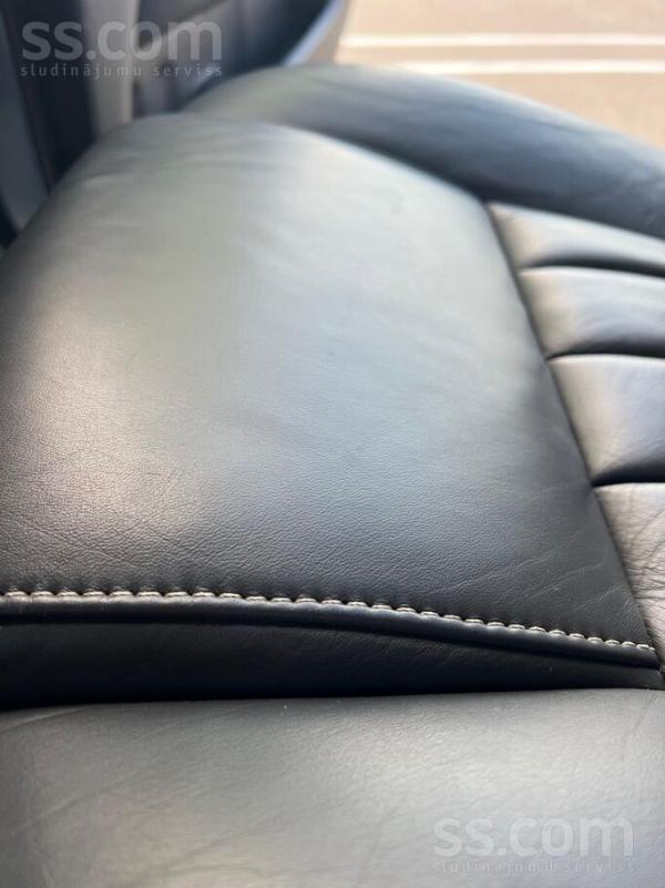 Grey Volvo XC90 2008 in Riga, with an engine capacity of 3.20 L and mileage of 370 thousand km for 4900 €, photo 9 on AUTOMOTO.COM.LV