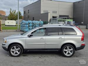 Grey Volvo XC90 2008 in Silute, with an engine capacity of 2.40 L and mileage of 370 thousand km for 4900 €, photo 6 on AUTOMOTO.COM.LV