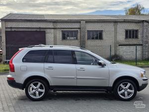 Grey Volvo XC90 2008 in Silute, with an engine capacity of 2.40 L and mileage of 370 thousand km for 4900 €, photo 7 on AUTOMOTO.COM.LV