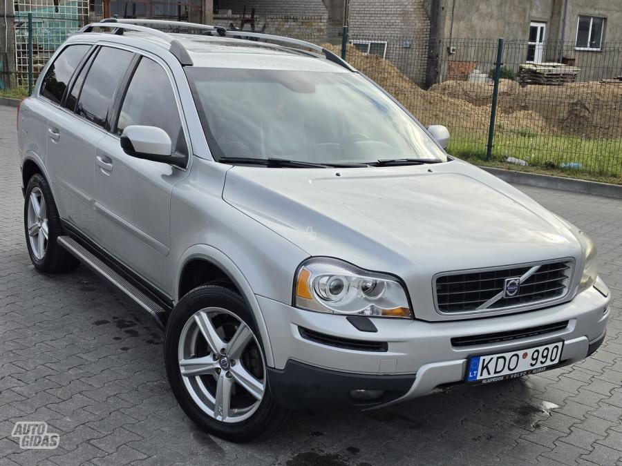 Grey Volvo XC90 2008 in Silute, with an engine capacity of 2.40 L and mileage of 370 thousand km for 4900 €, photo 12 on AUTOMOTO.COM.LV