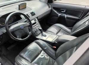 Grey Volvo XC90 2008 in Silute, with an engine capacity of 2.40 L and mileage of 370 thousand km for 4900 €, photo 13 on AUTOMOTO.COM.LV