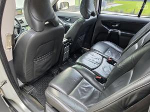 Grey Volvo XC90 2008 in Silute, with an engine capacity of 2.40 L and mileage of 370 thousand km for 4900 €, photo 14 on AUTOMOTO.COM.LV