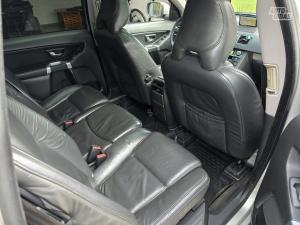 Grey Volvo XC90 2008 in Silute, with an engine capacity of 2.40 L and mileage of 370 thousand km for 4900 €, photo 16 on AUTOMOTO.COM.LV