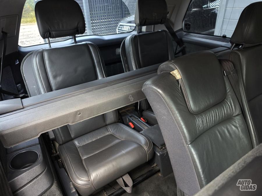 Grey Volvo XC90 2008 in Silute, with an engine capacity of 2.40 L and mileage of 370 thousand km for 4900 €, photo 26 on AUTOMOTO.COM.LV