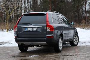 Pelēks Volvo XC90 2009 Rīga, ar dzinēja tilpumu 2.40 L un nobraukumu 0 tūkst. km par 12900 €, foto 4 vietnē AUTOMOTO.COM.LV