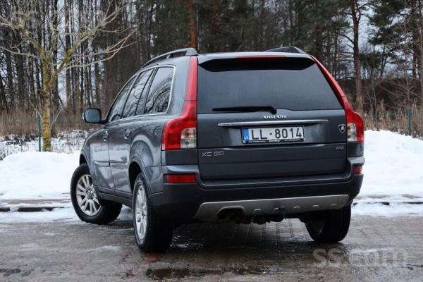 Pelēks Volvo XC90 2009 Rīga, ar dzinēja tilpumu 2.40 L un nobraukumu 0 tūkst. km par 5795 €, foto 5 vietnē AUTOMOTO.COM.LV